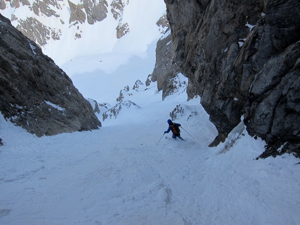 Tête de Moïse : couloir NE en boucle 5.1 E2/E3 - Mick et Val