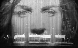 Au Festival d’Avignon, Thomas Ostermeier – Hamlet : la terre…enfin ...