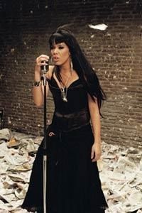 Album - lola - l'univers d'un dos tres