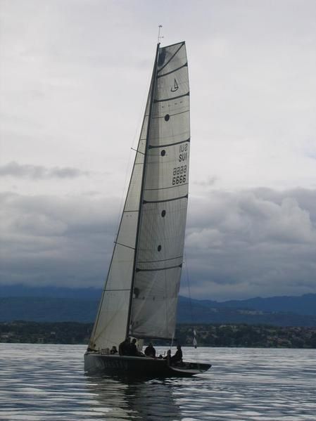 BATEAUX CLASSES TR1 - régate, voile, lac léman