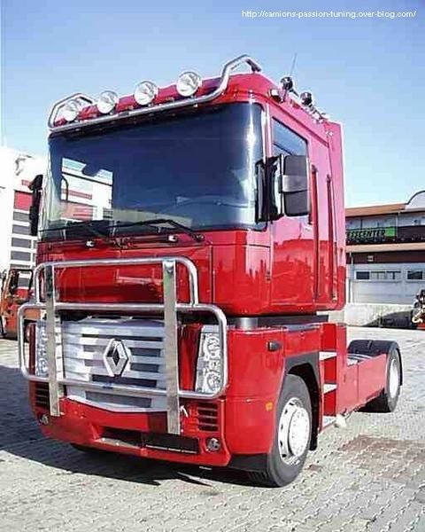 Album - RENAULT 23 PHOTOS - CAMIONS PASSION TUNING