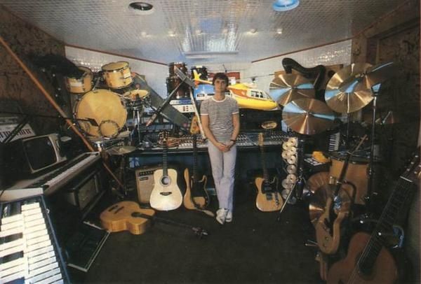 Article sur le studio de Mike Oldfield, juillet 1983 - Mike-Oldfield ...