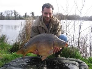 LE COIN DES PECHEURS AVEC LEUR PRISE - Domaine de la Malonne