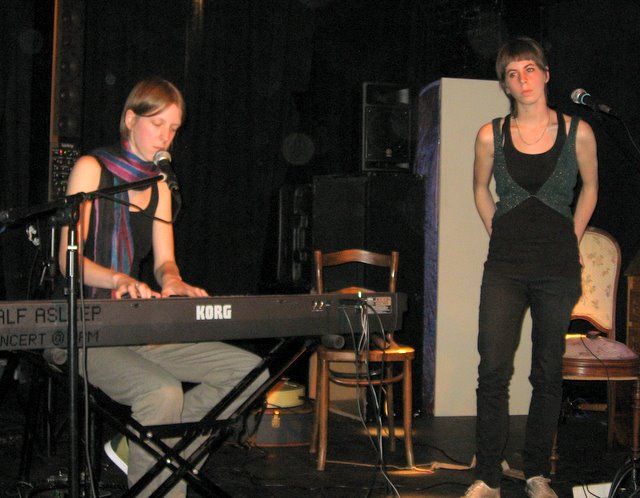 Half Asleep- Lisa O Piu- In Gowan Ring (Soirées Cerises) -Théâtre de la ...