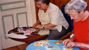 L'Ecole de la dentelle de BAYEUL / School for Lace-makers in BAYEUL ...