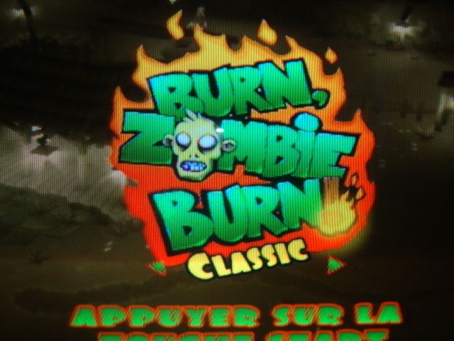 Burn Zombie Burn! - Julius Videogames