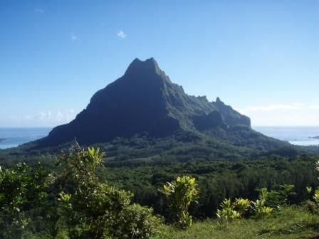 RANDONNEES A LA CASCADE D'OPUNOHU, AU AITO ET ROTUI, A VELO - Fare ...
