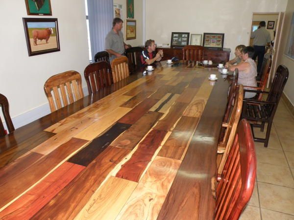 visite d'une ferme...MANJOH Ranch a faire palir les agriculteurs seine ...