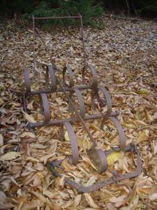 vieux outils de la ferme - mon Limousin