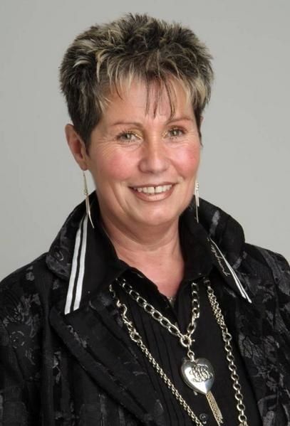 Jacqueline Rey's Instagram, Twitter & Facebook on IDCrawl