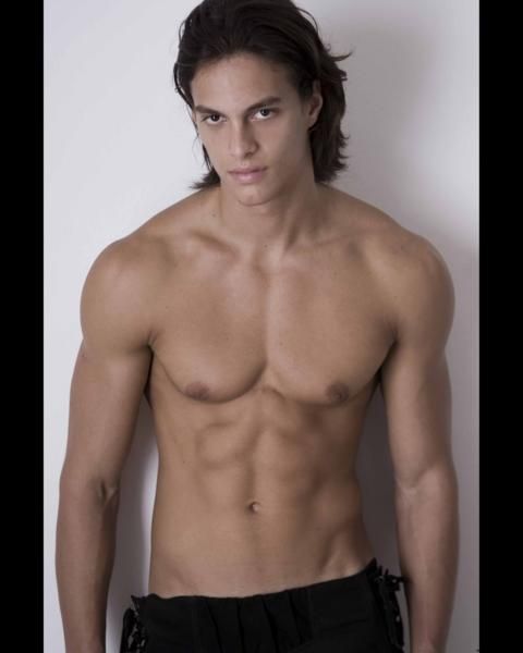 All about Madonna's photoshoot for W magazine in Rio on Dec. 17, 2008 ...