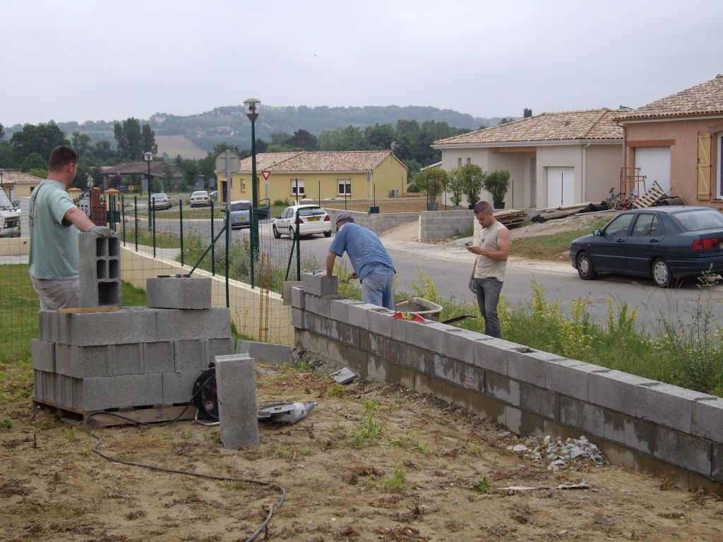 Vendredi - Clôture de la façade - Le blog de TéTaNe & KiKinoU