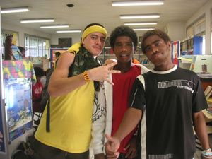 Lifou, qui sommes-nous ? - CollegeLauraBoula