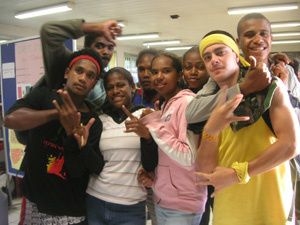 Lifou, qui sommes-nous ? - CollegeLauraBoula