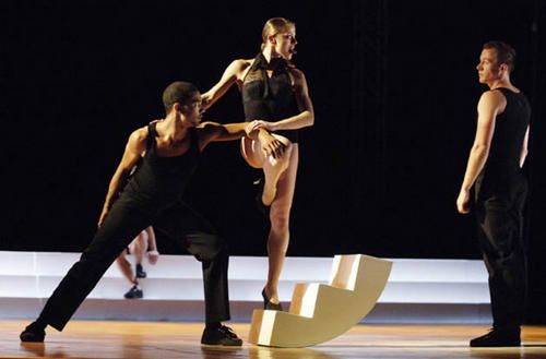 Angelin Preljocaj - M-O-U-V-E-M-E-N-T