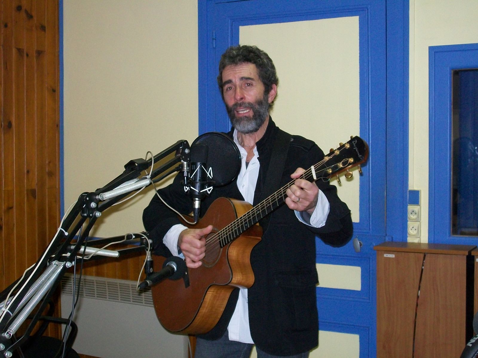 Le Chanteur Gérard Méssan De La Rochelle(17) - Le blog de Scène ouverte