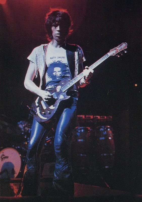 La Zemaitis Macabre, guitare à cinq cordes de Keith Richards - ShigePékin