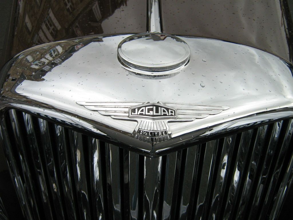 Défilé de voitures anciennes - Le blog d'Ernest