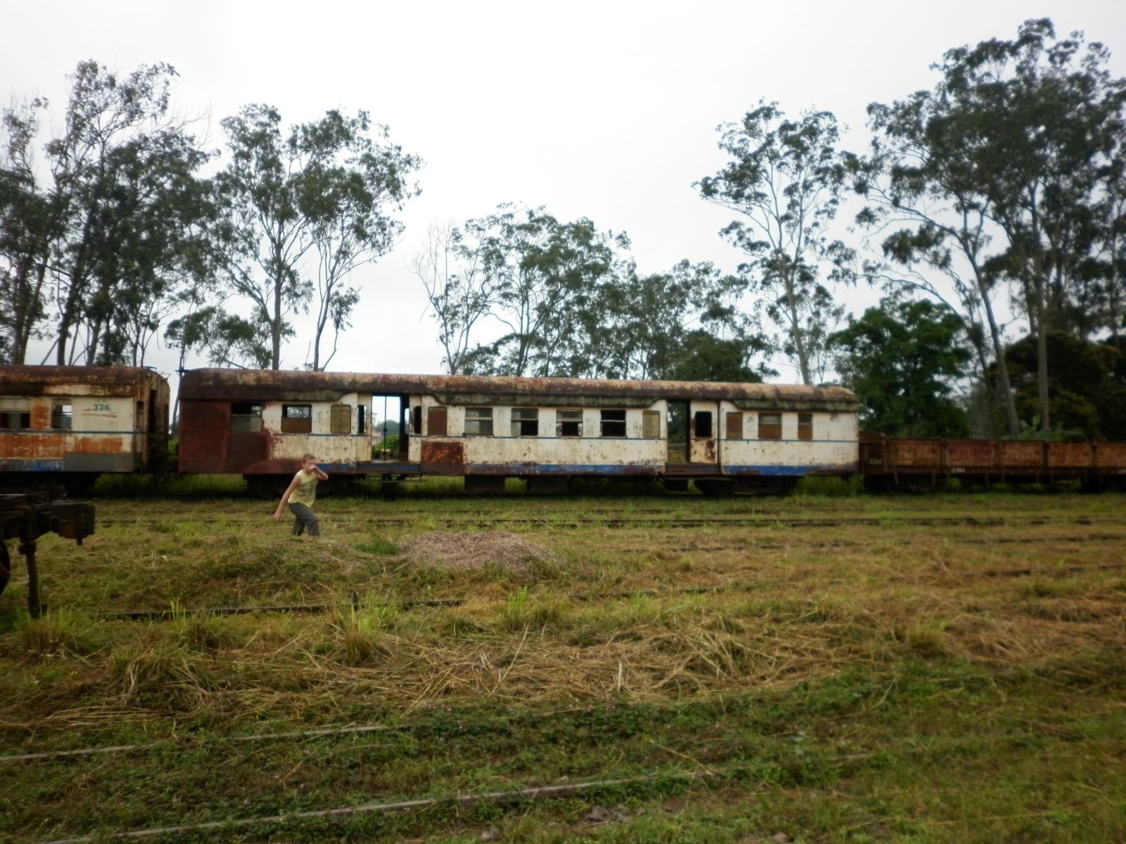 Album - Mbanza-Ngungu - D'UN MONDE A L'AUTRE....d'Erezée à Kinshasa