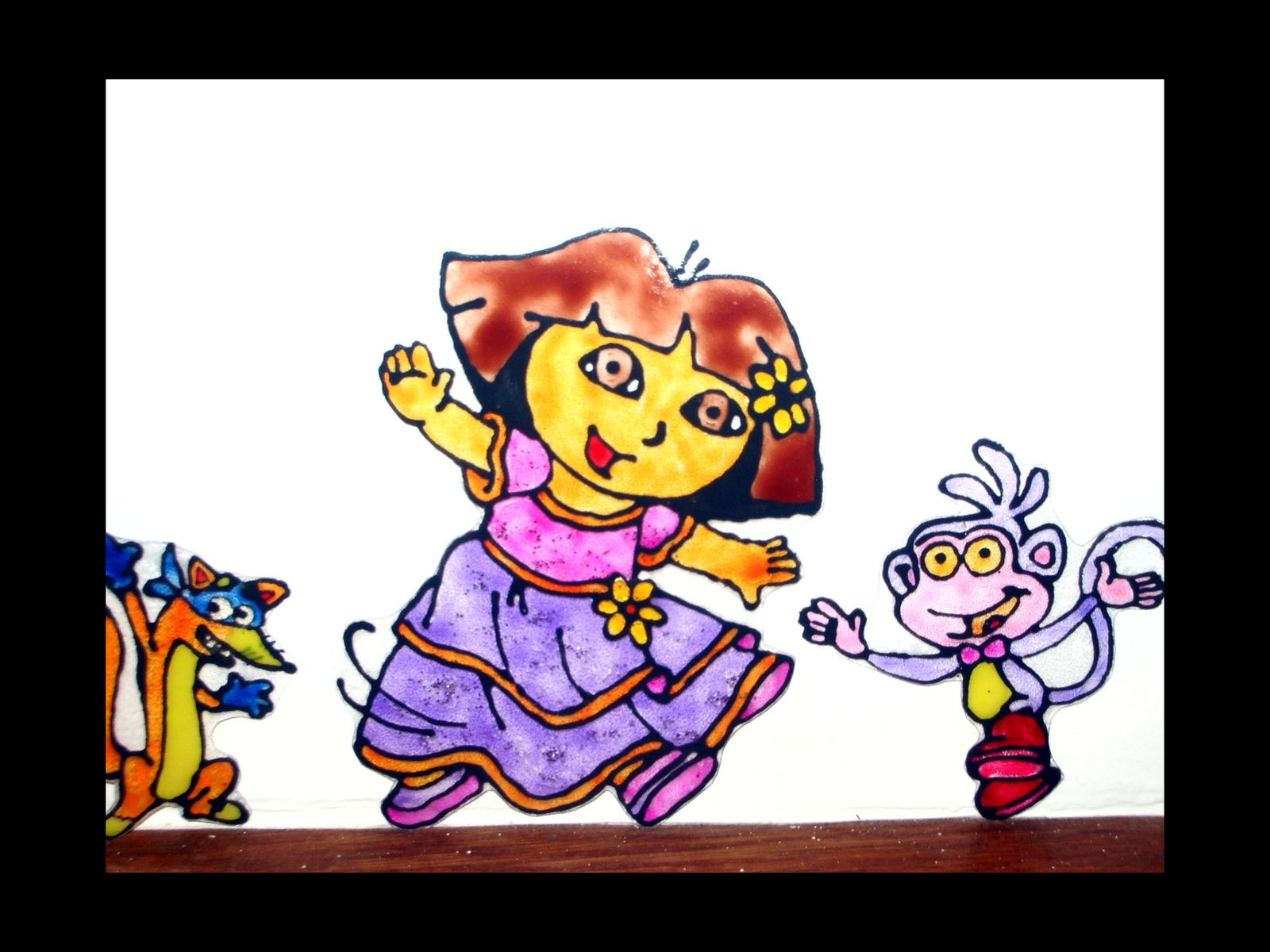 Héros des enfants (4) :Dora, Chipeur, Babouche, Oui-Oui et Hello Kitty ...