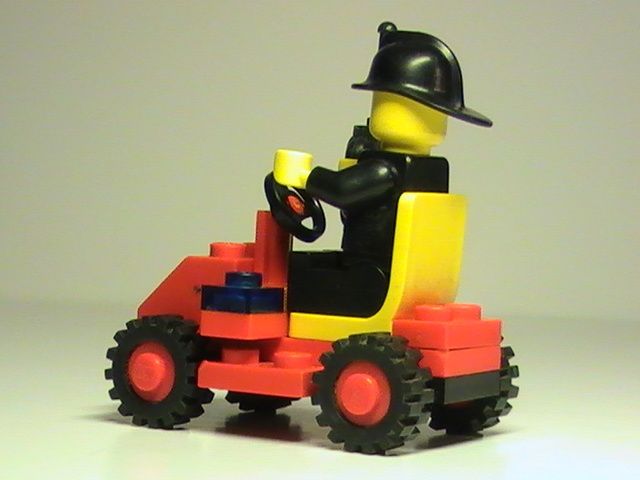 LEGO n° 6611 de 1981- La mini voiture de pompier - Le blog de ...