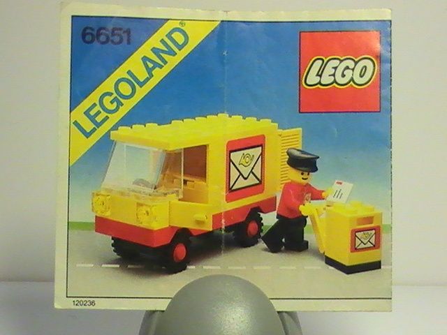 LEGO n° 6651 de 1982 - Le fourgon postal. - Le blog de jfamuséetrainHO