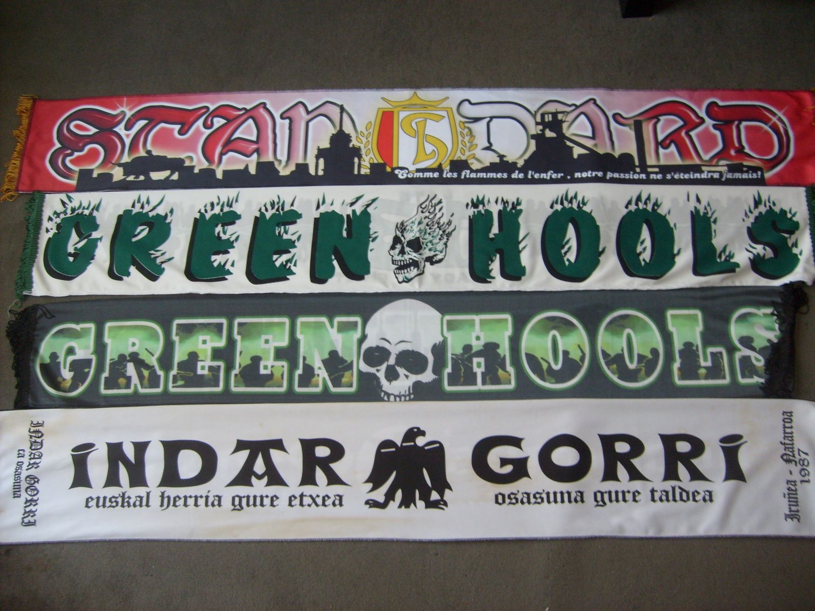 SATINS ETRANGERES(Ultras inferno Liège,Gate 13 PANA,Indar Gorri ...