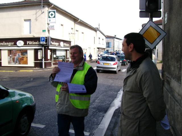 Tractage à Tronville en Barrois - Le blog de NPA-COMMERCY