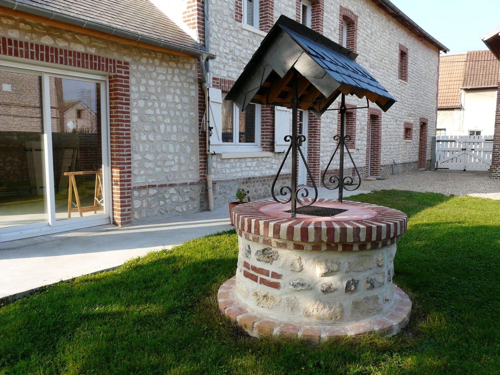 réfection d'une piece et habillage e pierre moellons et brique - da ...