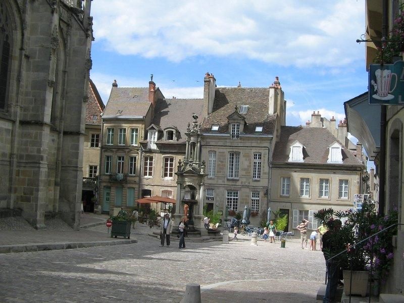 Quartier de la cathédrale : la place du Terreau. - Le blog de L ...