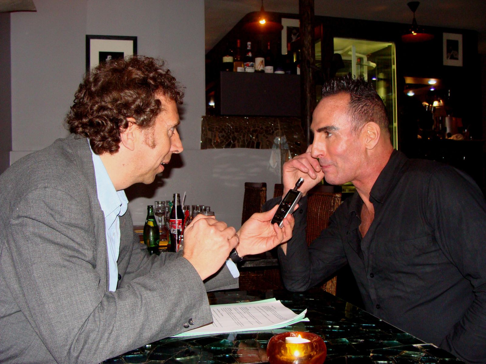 Nikola Parienty "17 fois Maximilien", un look de fauve, un coeur de ...