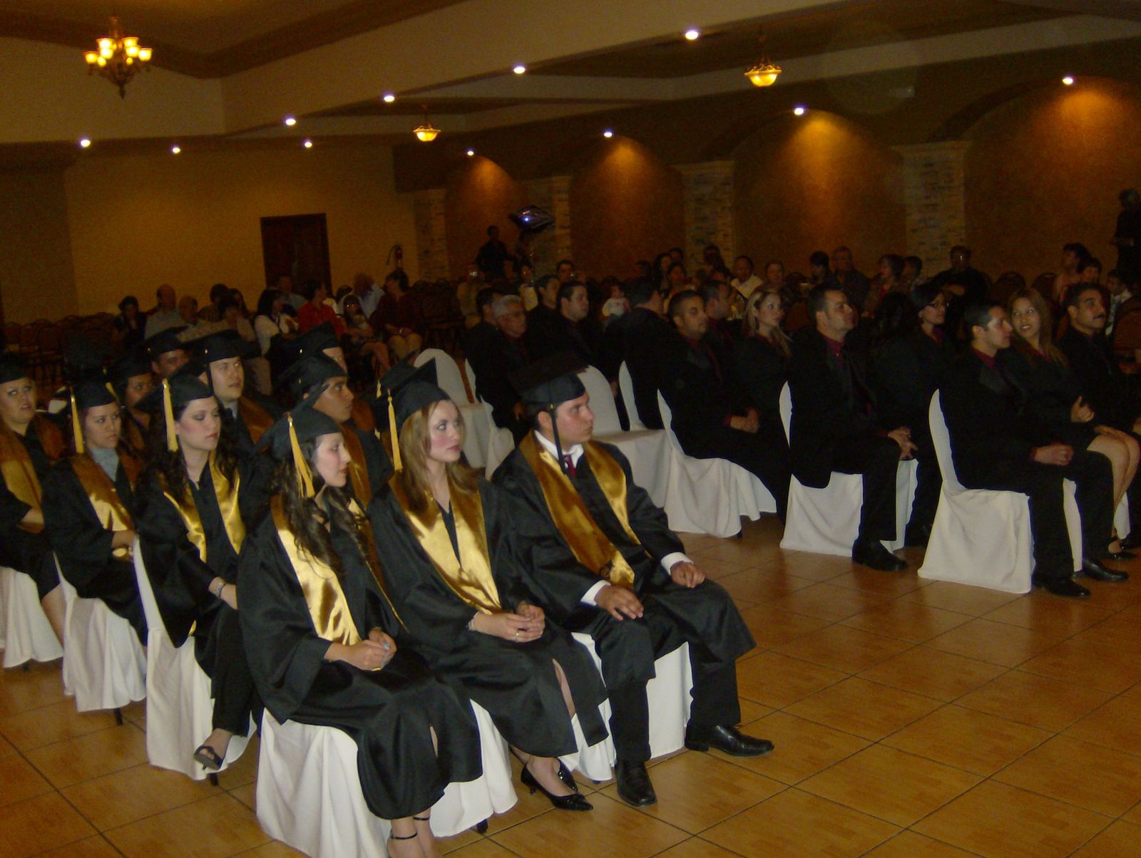 Album - GRADUACIONES - El blog de UNIVERSIDAD DE NEGOCIOS ESCOMEX ...