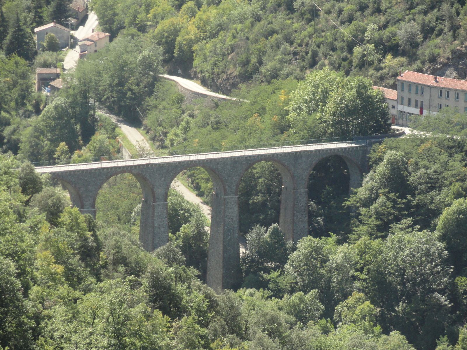 Les cuves du Duzon par Tournon 13 09 2011 - Le blog des amis de Patricia