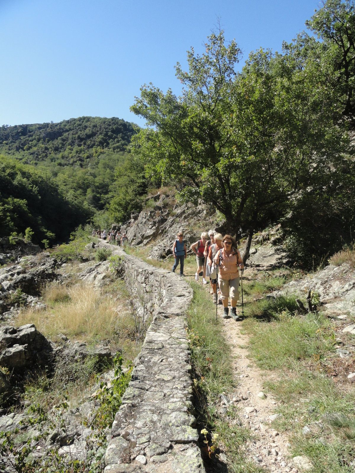Les cuves du Duzon par Tournon 13 09 2011 - Le blog des amis de Patricia