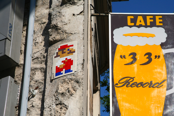 Super Mario Invaders dans Paris - l'art de la mosaïque - L'actualité de ...