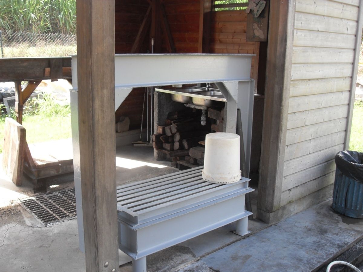 La farine de manioc et la cassave (1) - Patrimoines de Guadeloupe