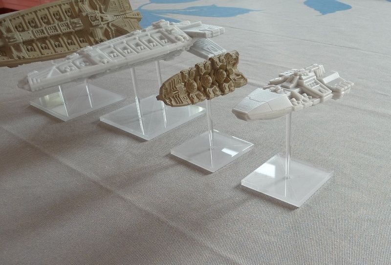 [Firestorm Armada] Open the box Cuirassé MkII Apollo et Croiseur MkII ...