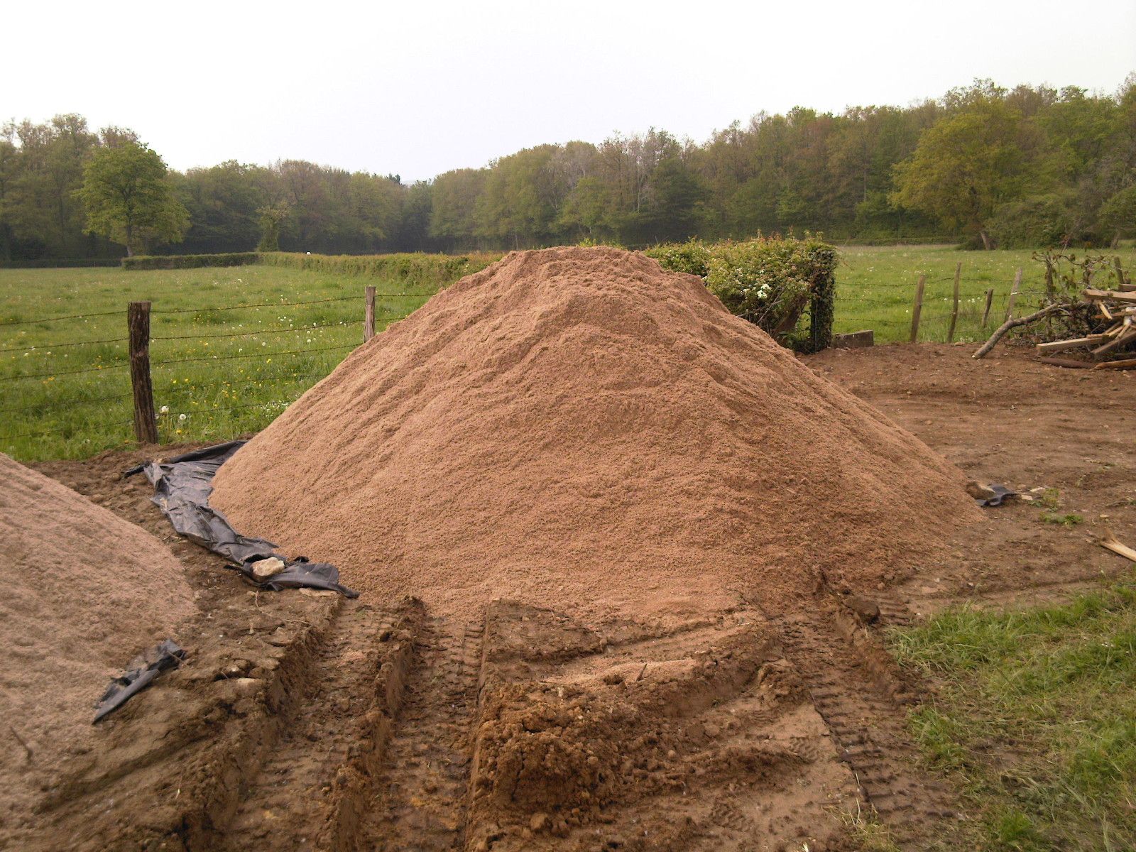 Grosse livraison de sable et de concassé de carrière. - Le blog de fred