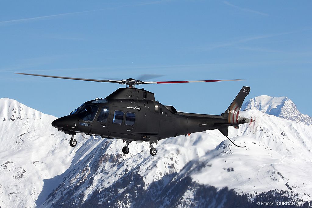 Album - Helistation-Courchevel - Franckyspot, spotter officiel du ...