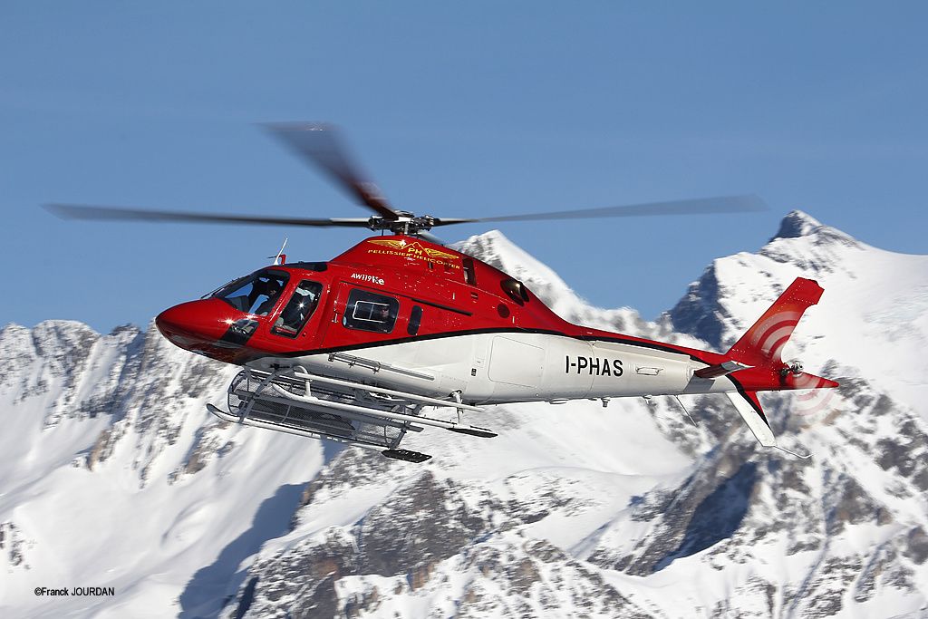 Album - Helistation-Courchevel - Franckyspot, spotter officiel du ...