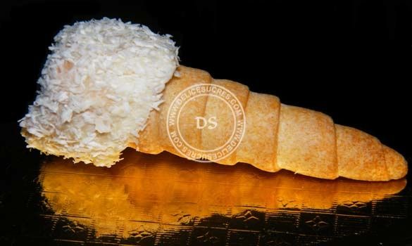Cornet au caramel et à noix de coco - Gâteaux orientaux - Délices ...