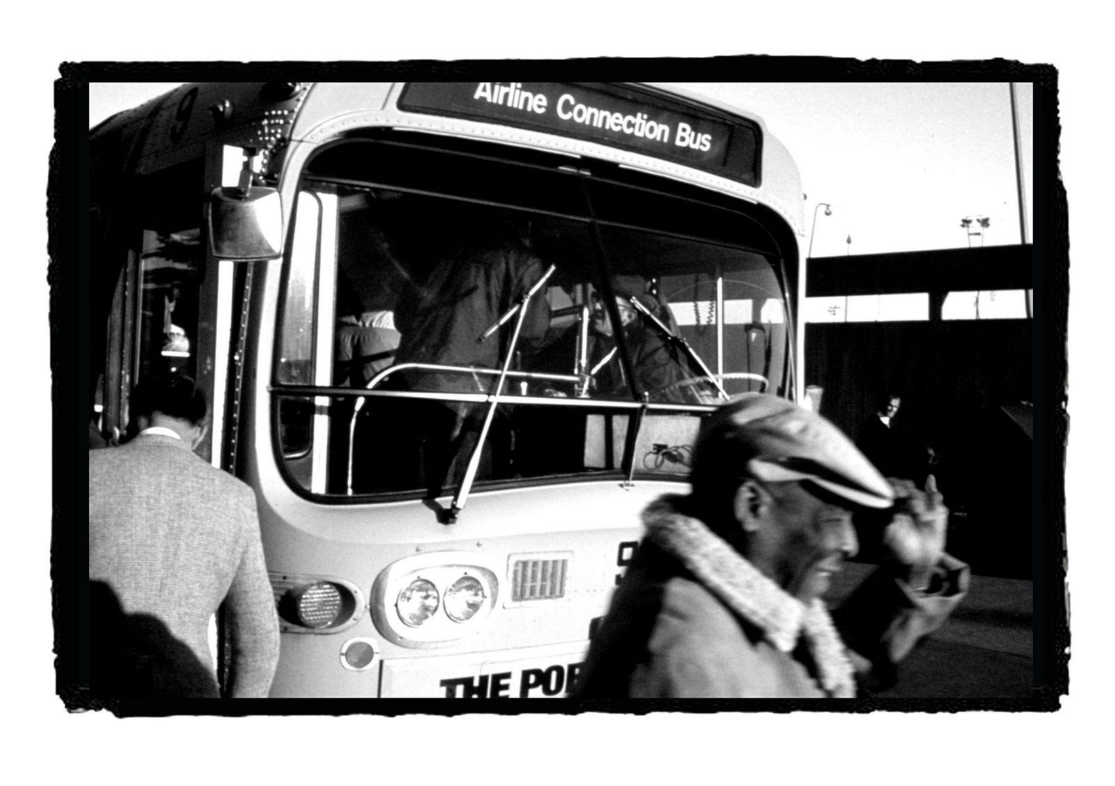 REPORTAGE SCENE-DE-RUE WORD - PHOTOGRAPHIE CHRISTIAN EGGS ART GALLERY