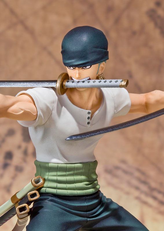 Figuarts Zero : Zoro et Mihawk Battle Version - Manga Jump