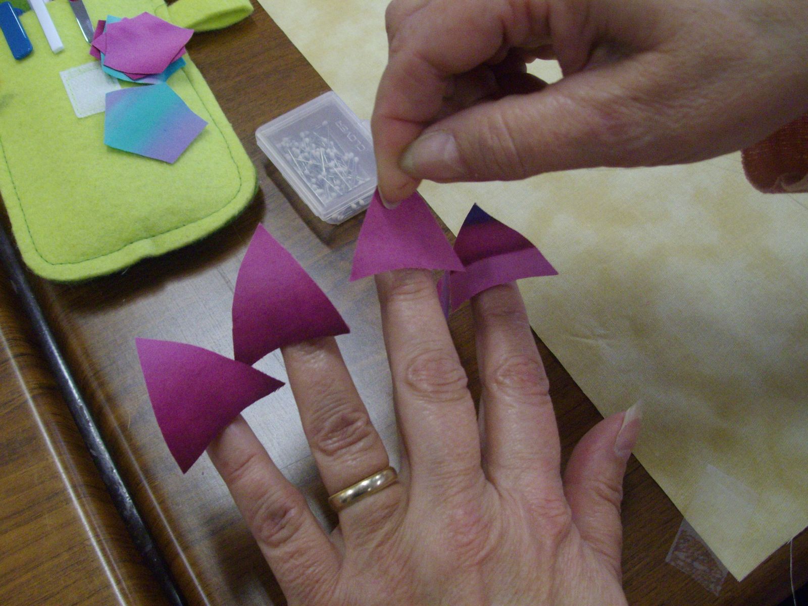 patchwork Album - Dentelles et fils de mousseron