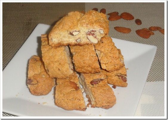 Croquets croquants aux amandes et zeste d’orange (Gâteau algérien ...